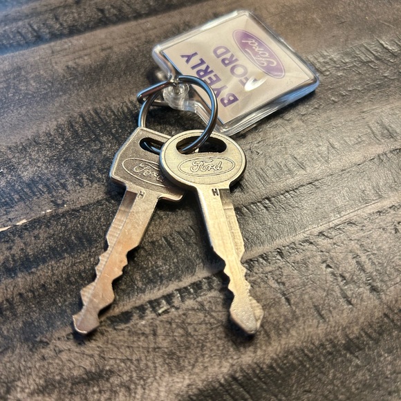 Other | Vintage Ford Keys On Byerly Ford Auto Advertisement Keychain ...